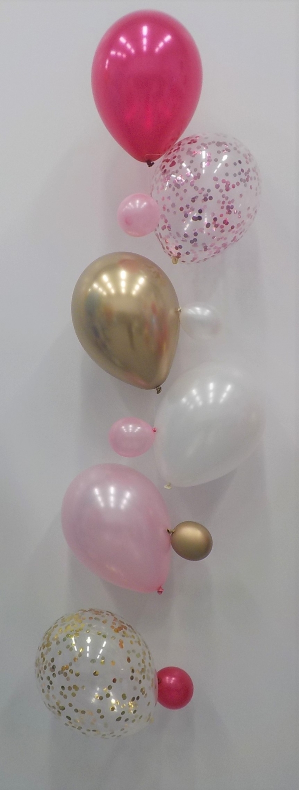 Balloon Lines Bubble Strand #4 balloons vancouver JC Balloon Studio