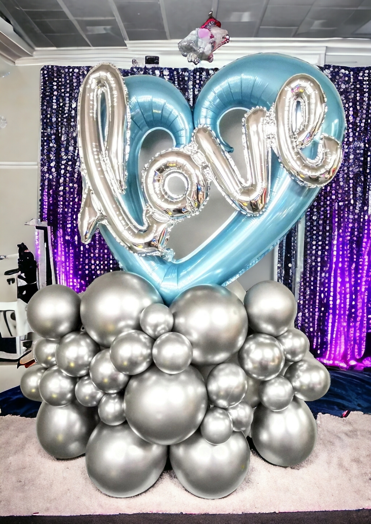 Wedding Themed Balloon Bouquets with Helium in Vancouver